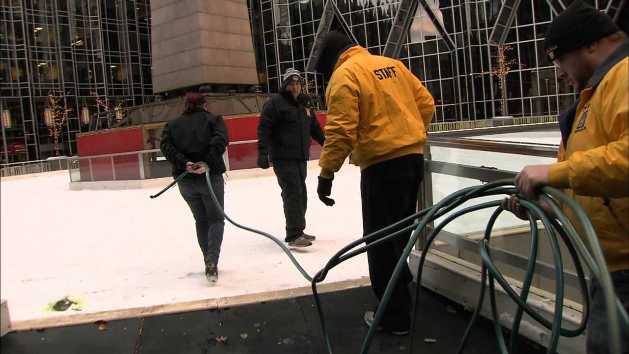Pittsburgh 360: The Ice Rink at PPG - YouTube