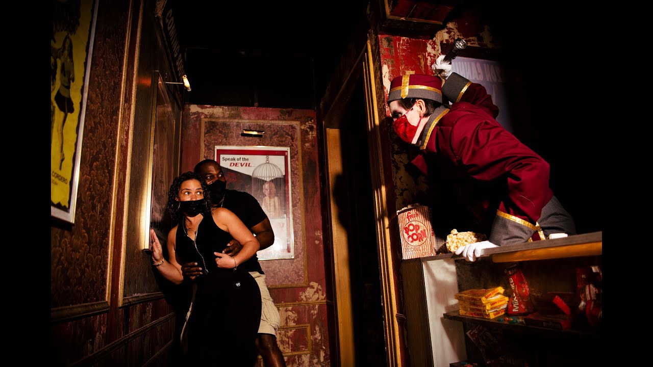 Halloween Horror Nights ICONS: Captured Haunted House at Universal ...