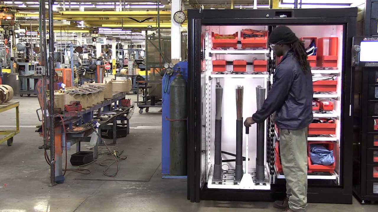 CribMaster WeighStation™ Simplified Dispensing, Advanced Control - YouTube