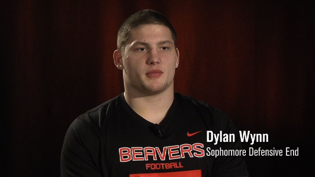 Defensive End Dylan Wynn on Spring Football - YouTube