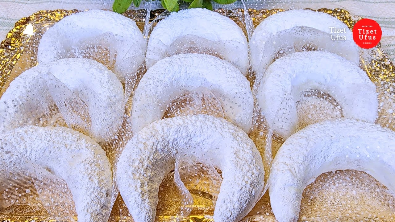 Recette des Cornes de Gazelle (tcharek msaker algérien), étape par ...