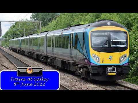 Trains at Gatley railway station (08/06/2022) - YouTube