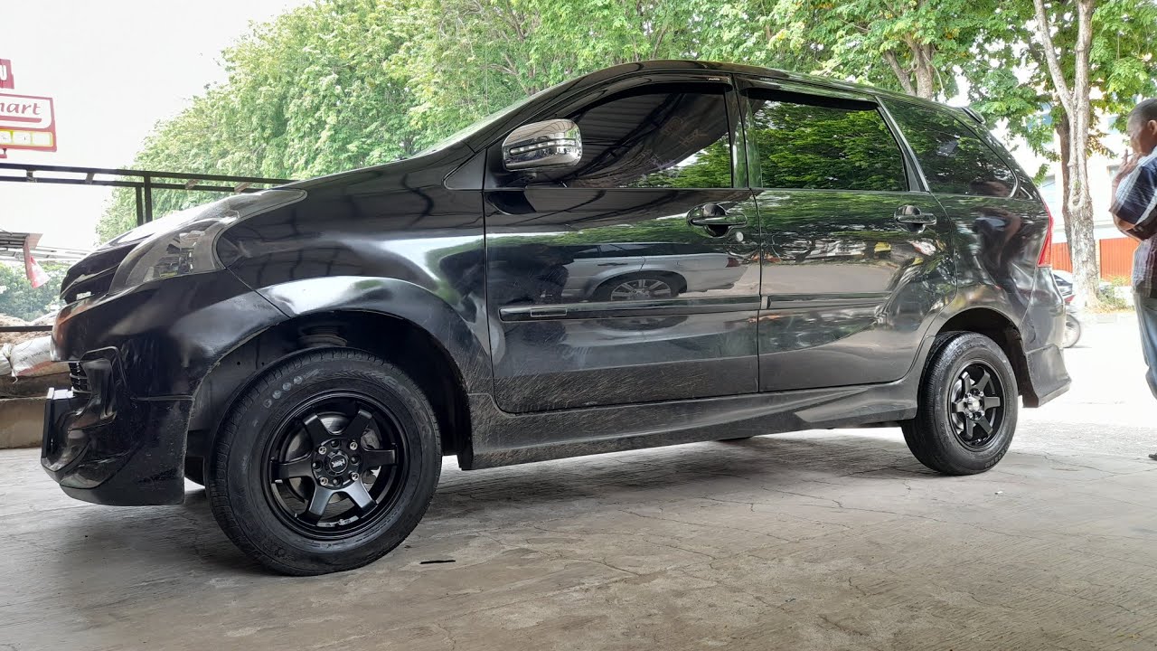 TOYOTA AVANZA GANTI VELG PAKAI BAN STANDAR BAWAAN ASLI MOBIL R14 || Car ...