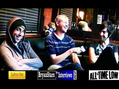 Alex Gaskarth Talks Demi Lovato All Time Low Interview 2010 - YouTube