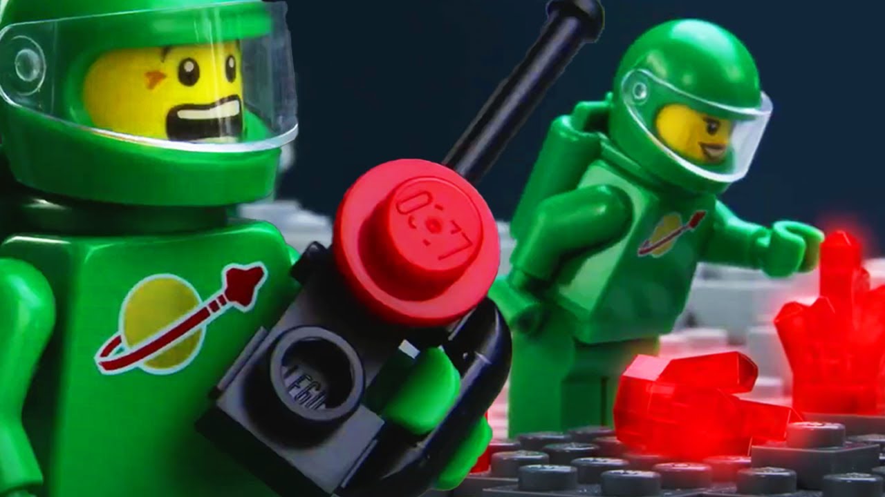 LEGO Don't Touch The Red Crystals! STOP MOTION LEGO Astronaut's Alien ...