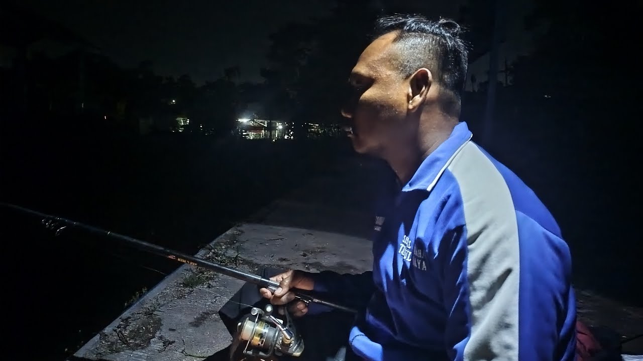 MANCING IKAN GABUS || MANCING DI MALAM HARI - YouTube