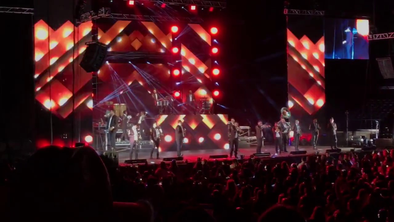 Banda Ms en Chicago, IL Parte 3 (Verison Movimiento) - YouTube