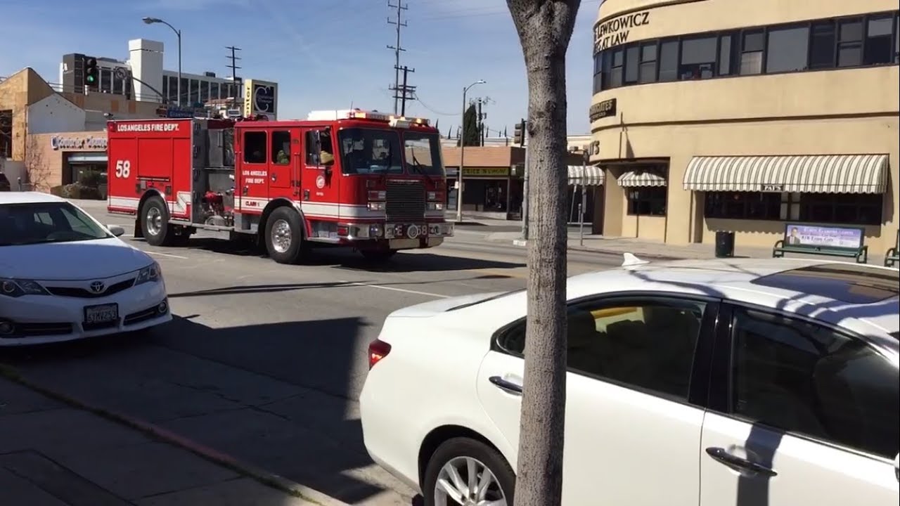 LAFD Engine 58 responding (code 3) - YouTube