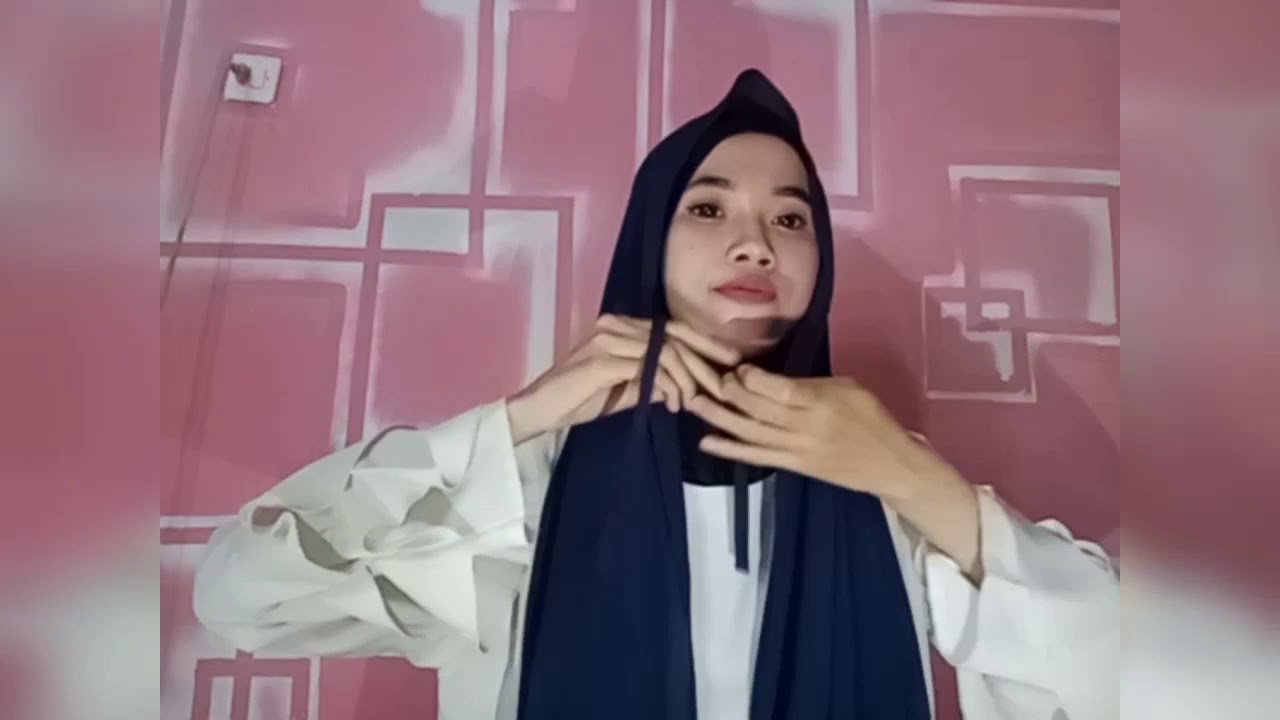 Tutorial 7 style hijab pashmina tali menutup dada - YouTube