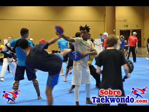Taekwondo training. Simple reaction time exercises - YouTube