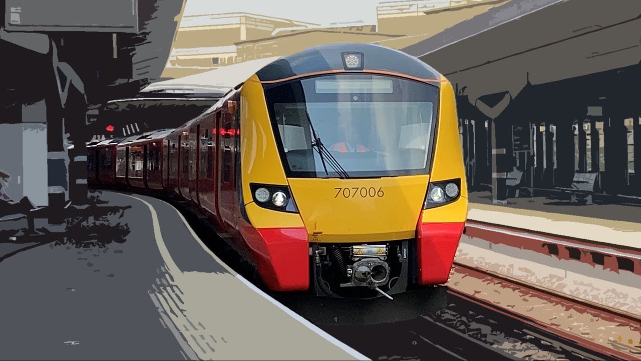 Class 707 Passes London Bridge - YouTube