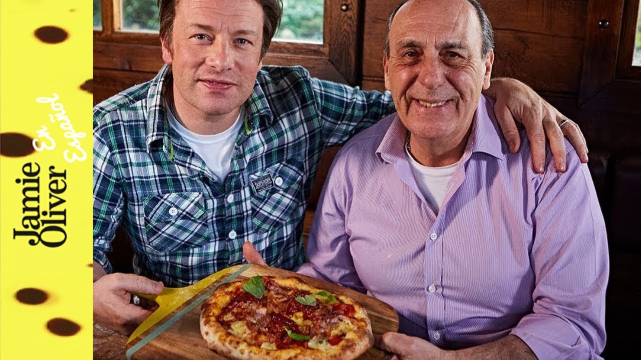 Pizza de carnes curadas | Jamie & Gennaro | Jamie Oliver En Español ...