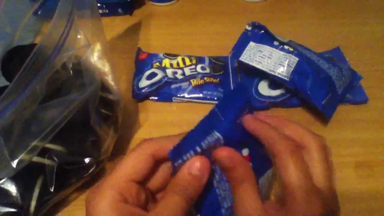 Oreo: 3 Mini Oreo Packs and 1 Mini Oreo Closeable Bag - YouTube