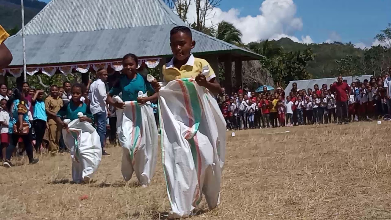 Lomba balap karung paling gokilll - YouTube