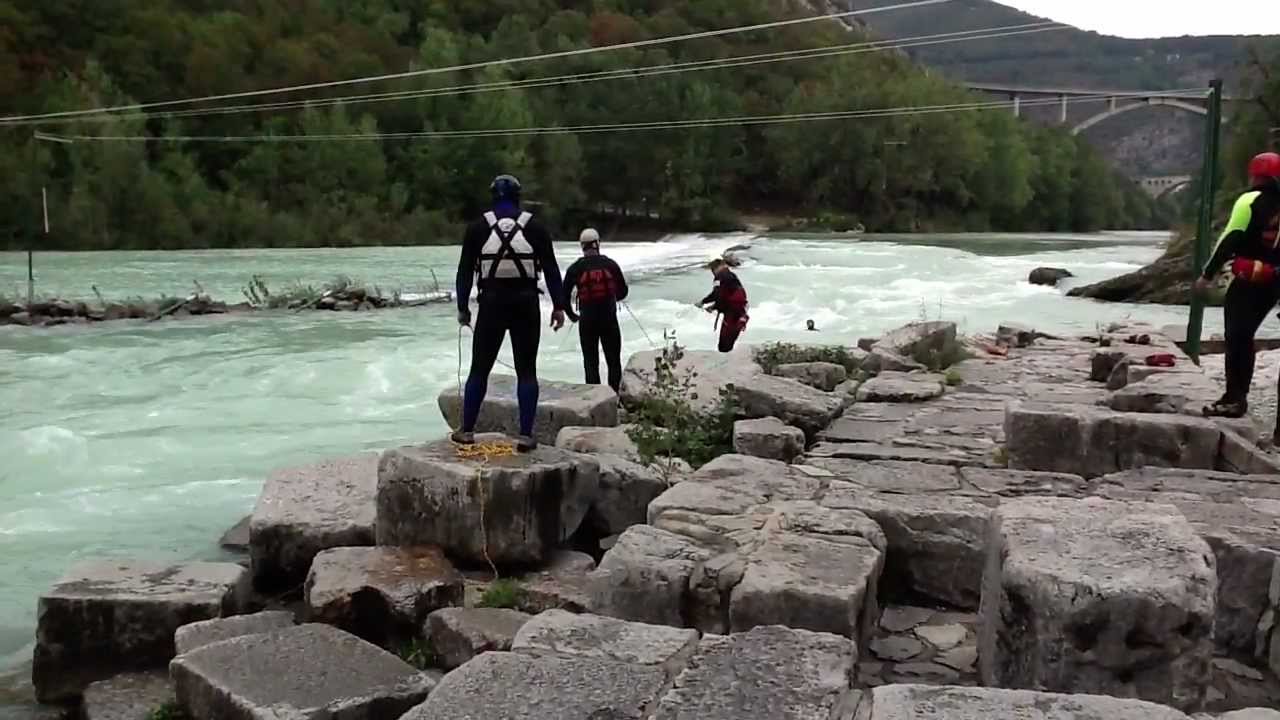 Whitewater Rescue Training 2012: Basic Swift Water Rescue Techniques 1 ...