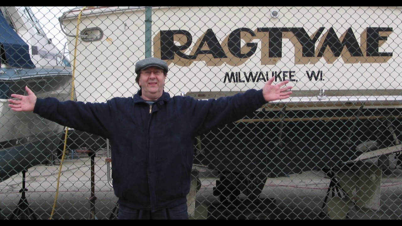 Steve Hicks plays Black and White Rag (George Botsford) - YouTube