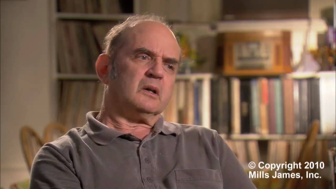 Harvey Pekar on His Career and Comics.mov - YouTube
