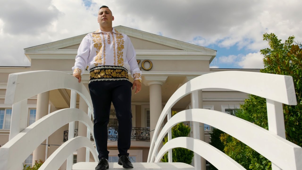 Catalin Ardeleanu - Lupti in viata sa ai de toate [videoclip oficial ...