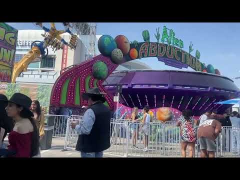 Houston rodeo carnival rides - YouTube
