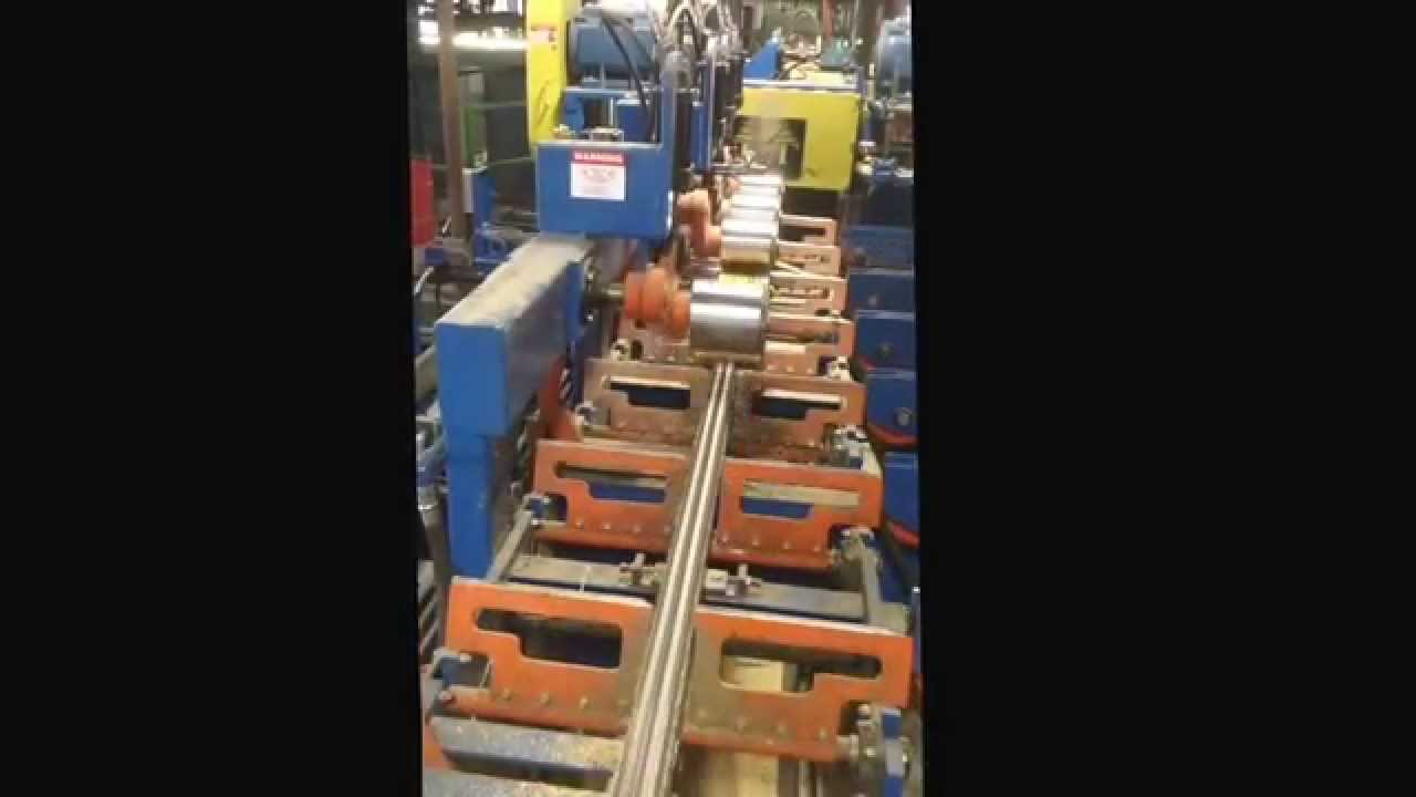 Newly Installed TMT transverse board edger cutting poplar - YouTube