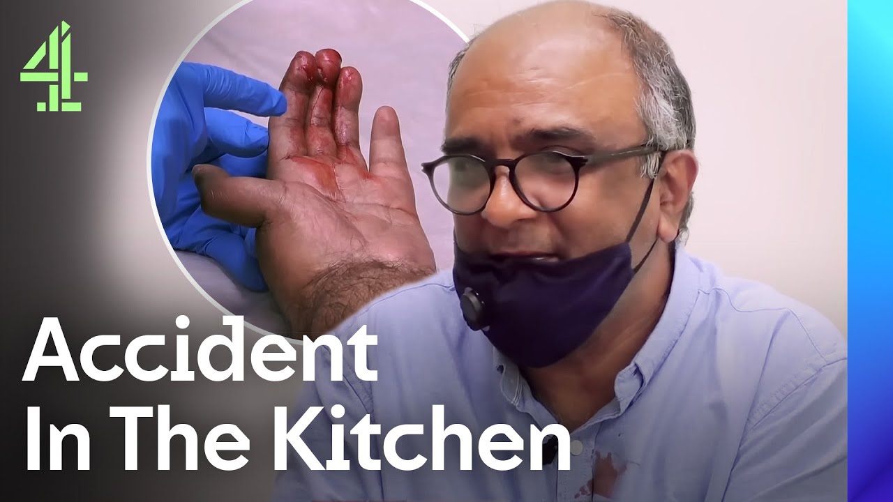 Man Cuts His Hand In Kitchen Blender At Home In London | 24 Hours In A ...