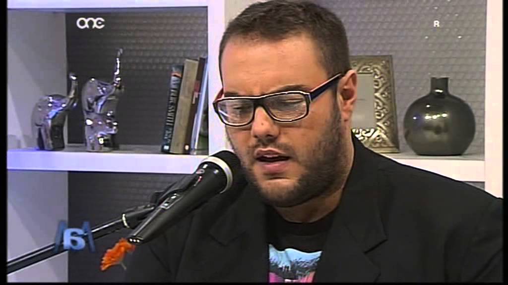 Justin Galea - Ain't No Sunshine on Aroma Mattina - YouTube