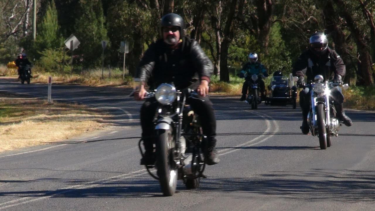 2016 Australian National Vincent National Rally ~ Saturday's Run - YouTube