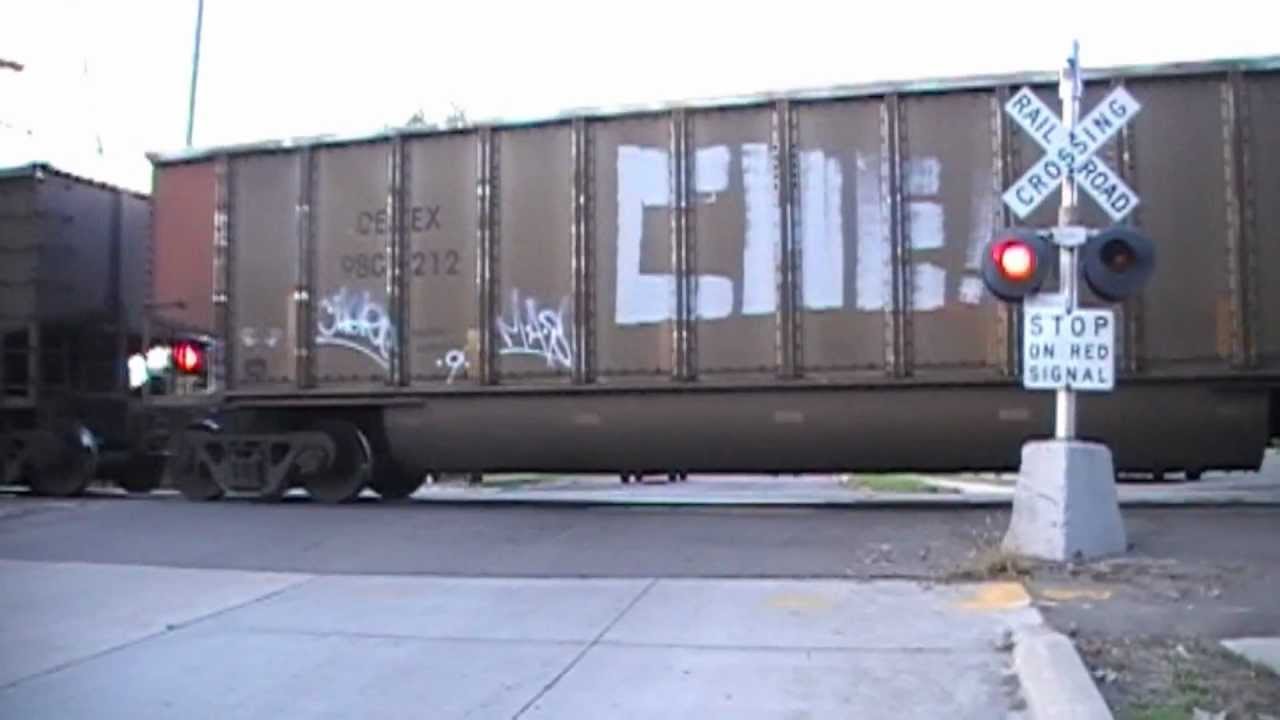 Illinois Central (Detroit Edison Train), 08-19-2012 - YouTube