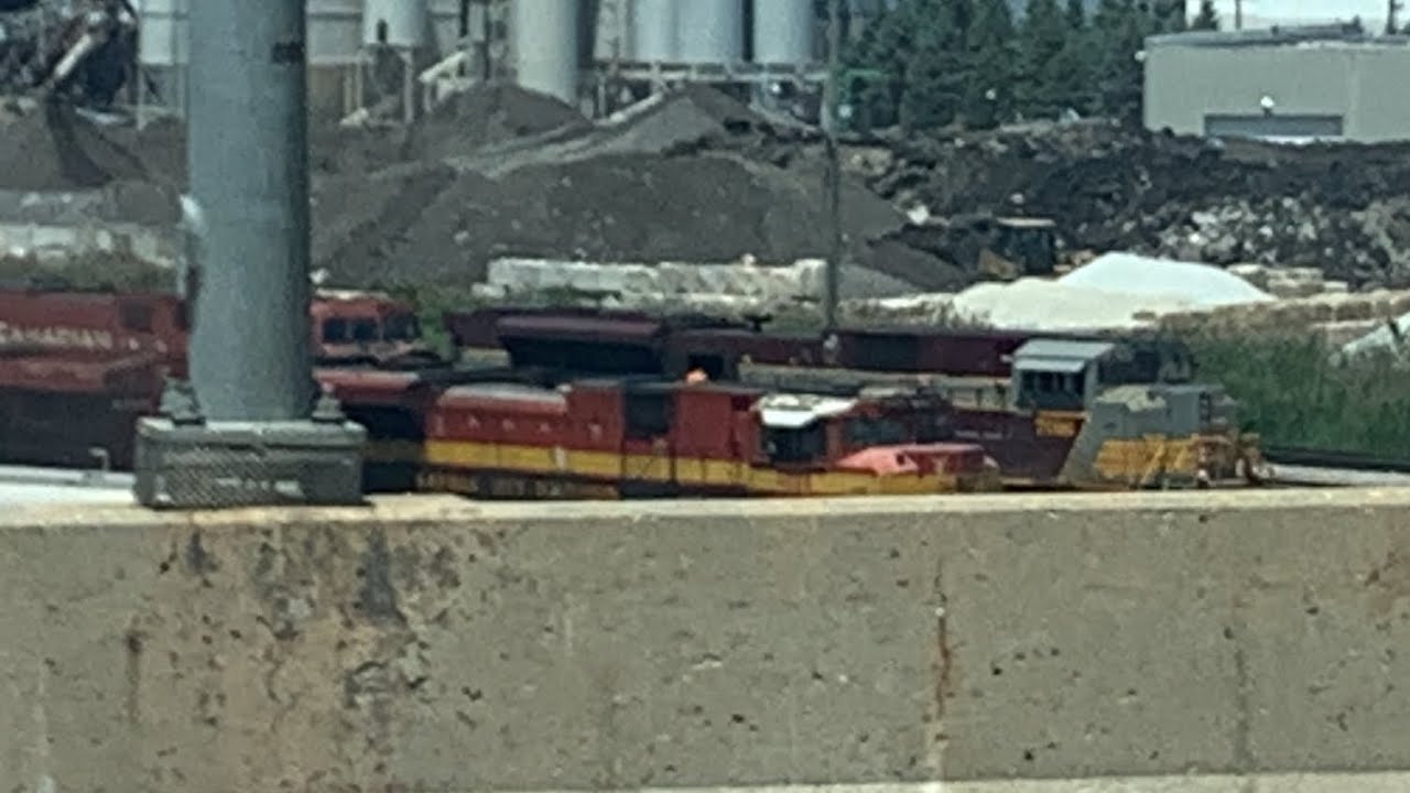 Railfanning in the Car ft. CP 7016, UP 6706, and More! (Short video) - YouTube