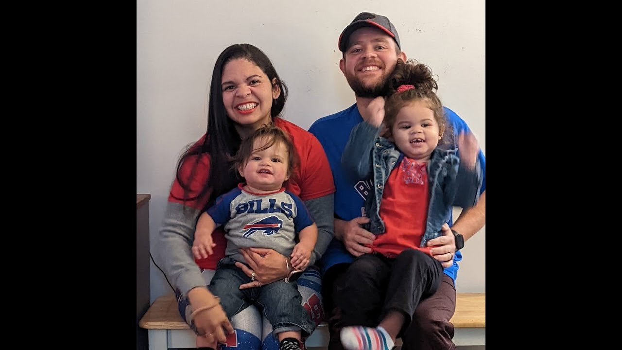 Family Burrell - YouTube