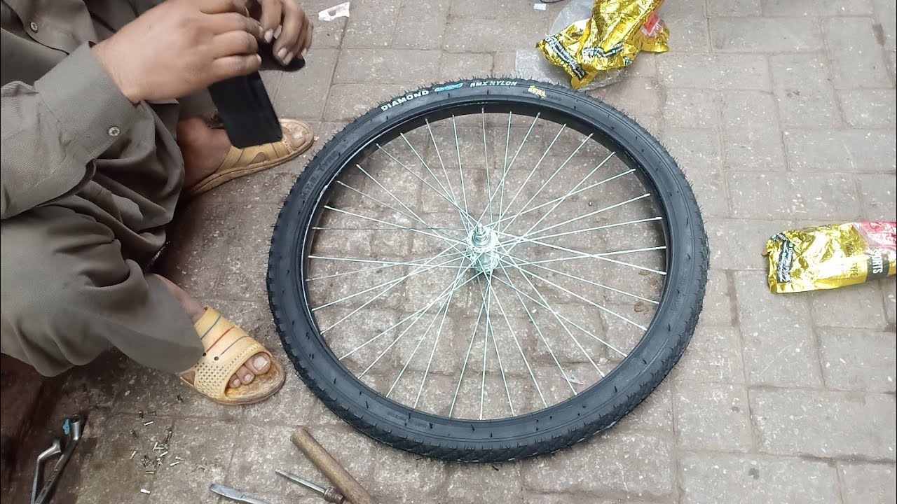 How to build Bicycle Wheel ( 36 Spoks Rear Wheel 26#) - YouTube