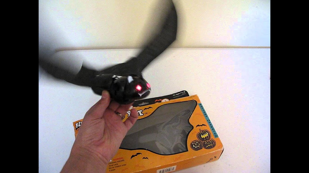 Battery Operated Flying Bat with Light Up Eyes - YouTube
