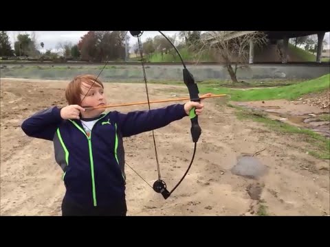 25LB BANSHEE COMPOUND BOW UNBOXING AND TESTING. - YouTube