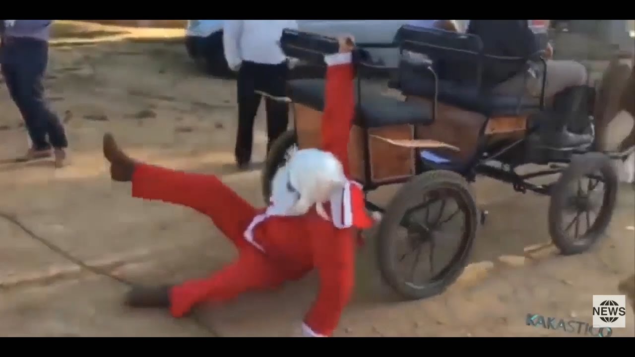Christmas Santa Claus Fails Compilation2021😂😂😂 - YouTube