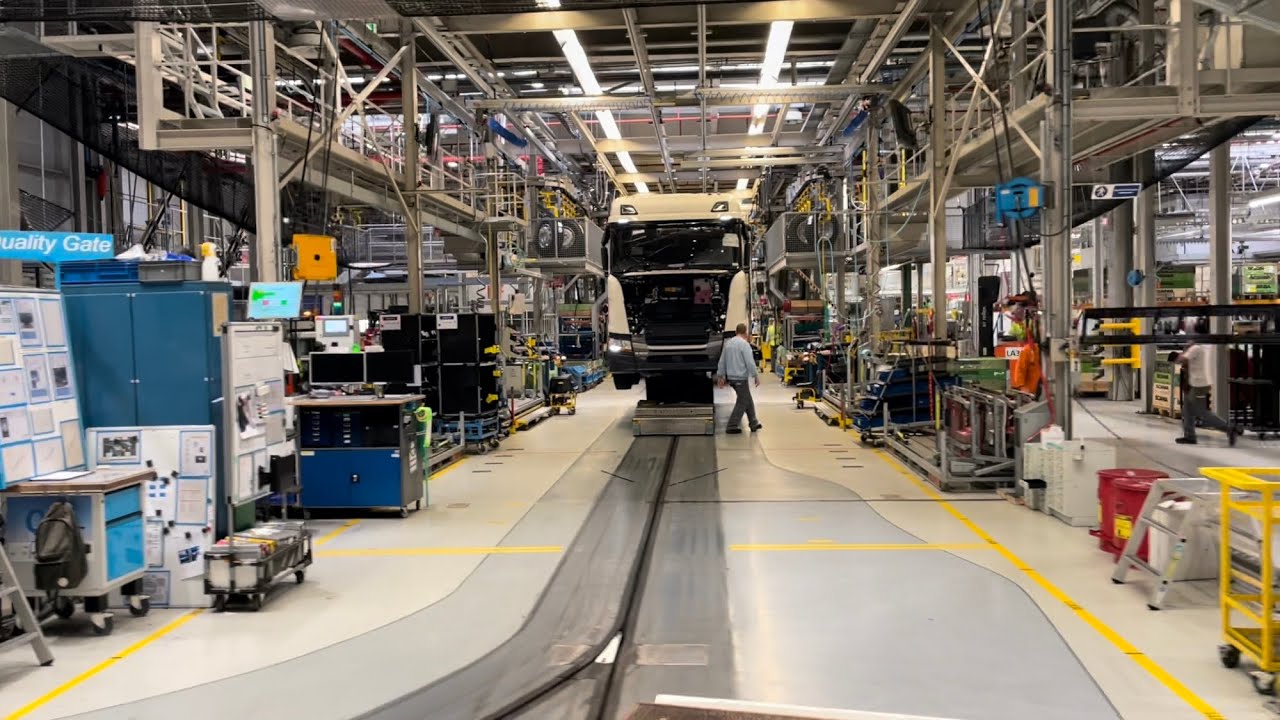 Scania Truck factory tour - YouTube