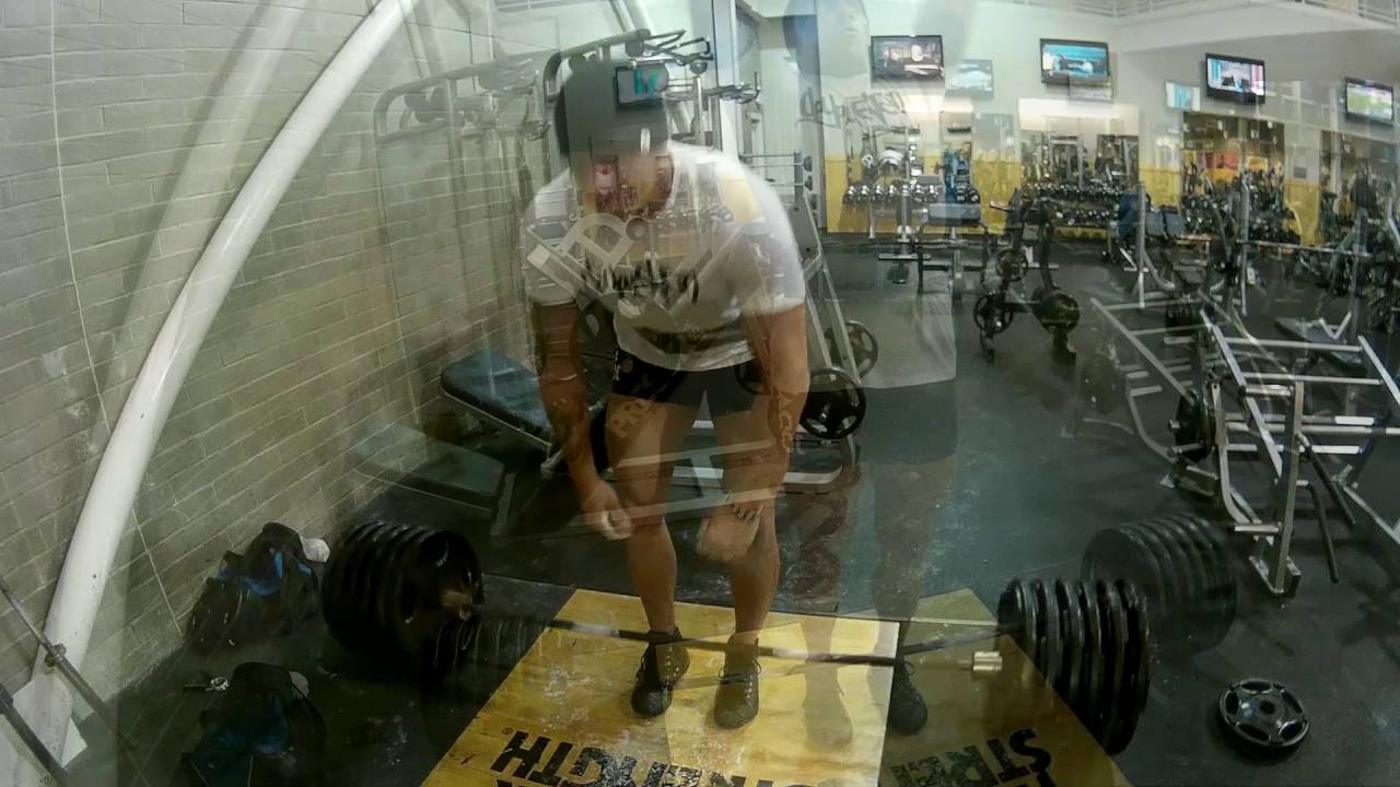 Fred Dedrick 605 Deadlift #Roadto700 - YouTube