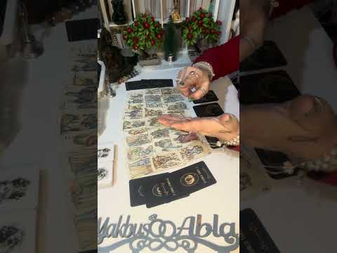 AKLIMDAKİ KİŞİ NE DÜŞÜNÜYOR♥️BİLİNÇALTI♥️#tarot #keşfet #aklımdakikişitarot 