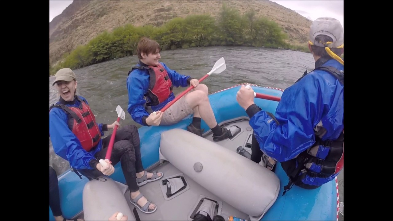Rafting the Deschutes River in Maupin, Oregon - YouTube