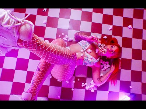 Candy Twerk by Tinze / \