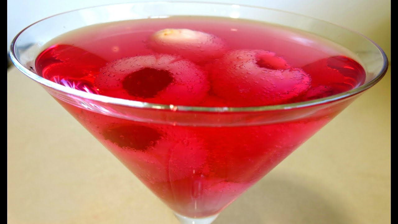 HOW TO MAKE A RASPBERRY EYEBALL FIZZ FOR HALLOWEEN - YouTube