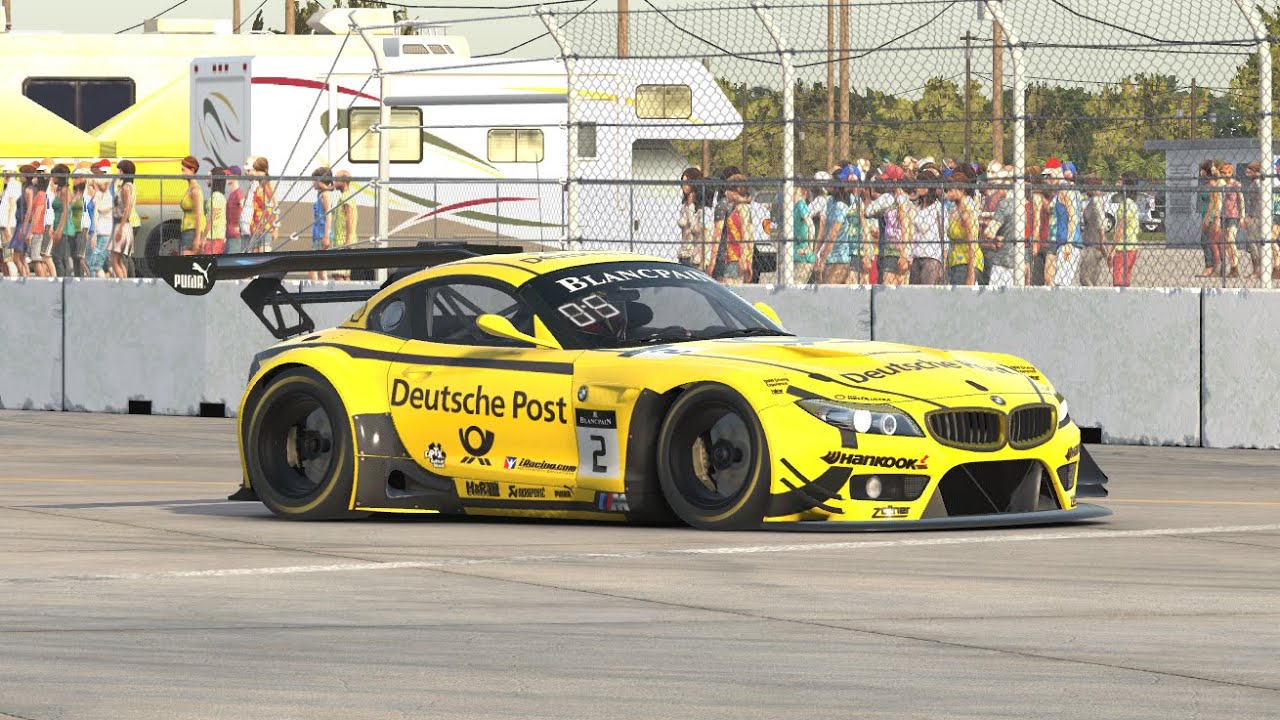 Olympus eSport BMW Fun Race - YouTube