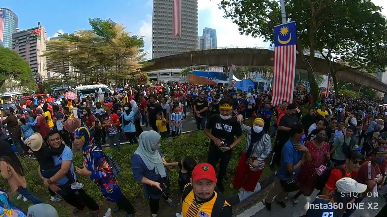 Pertunjukan Udara Merdeka 65 oleh Tentera Udara DiRaja Malaysia sempena ...