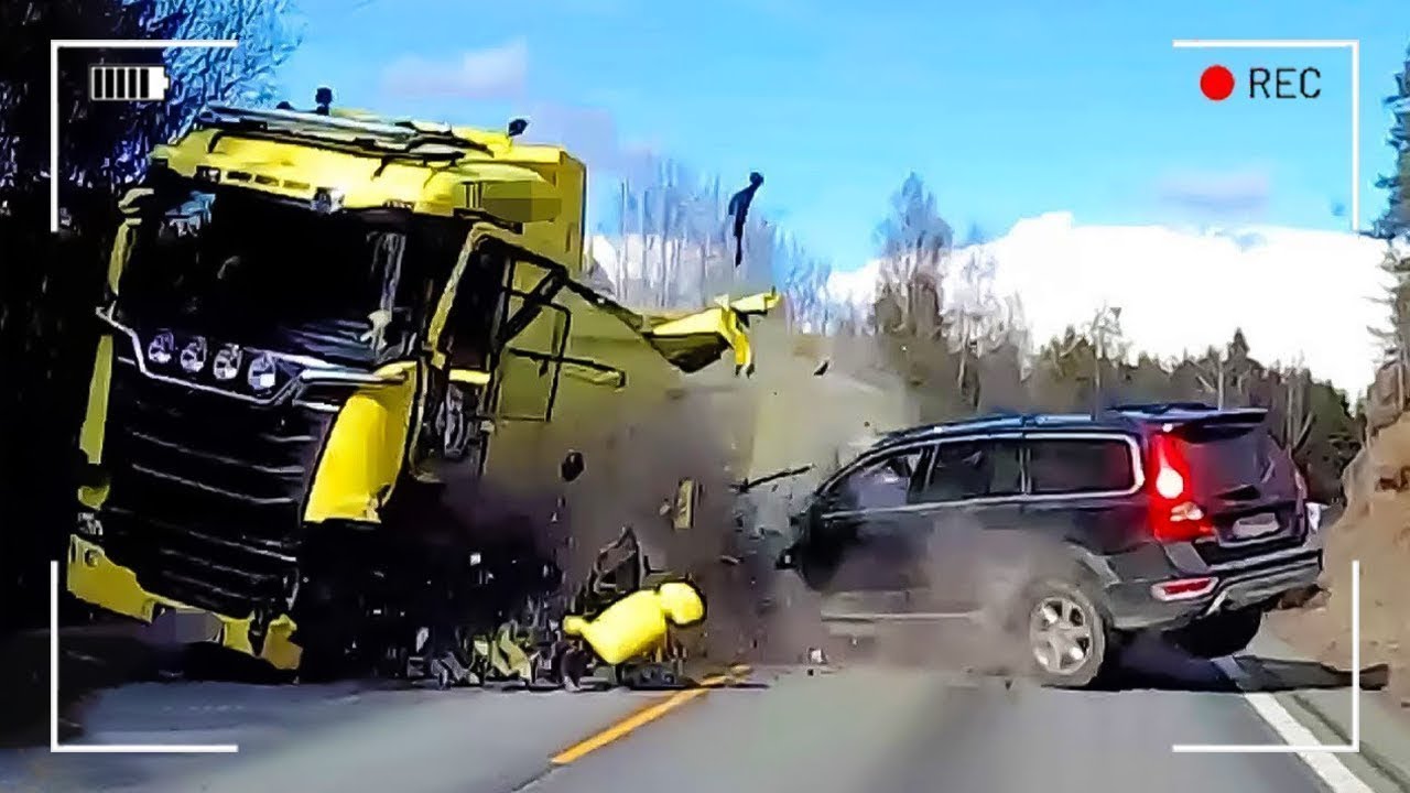 SHOCKING Moments Of Car FAILS Compilation - Idiots In Cars Caught On ...