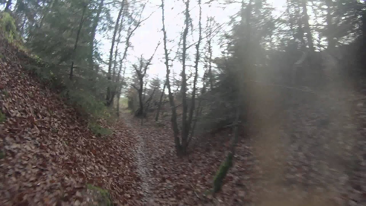 Mountainbike terre rouge - YouTube