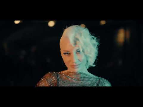 Yaprak Akbaş - Eğlenelim [OFFICIAL CLIP]