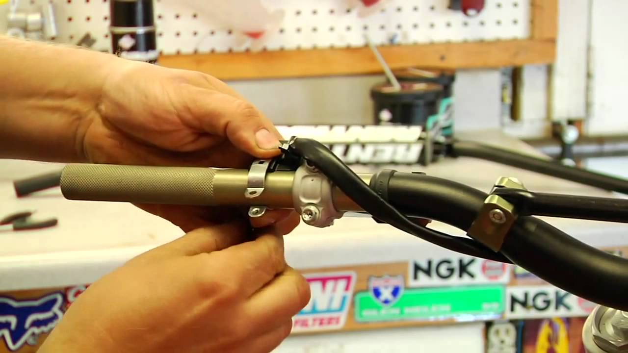 Renthal 1 1/8" Handlebar Install Video - YouTube