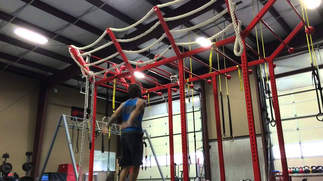 Explosive Upper Body Pulling - Dynos - YouTube