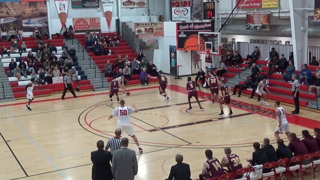 UCM Clarence #4 vs UMDM - YouTube