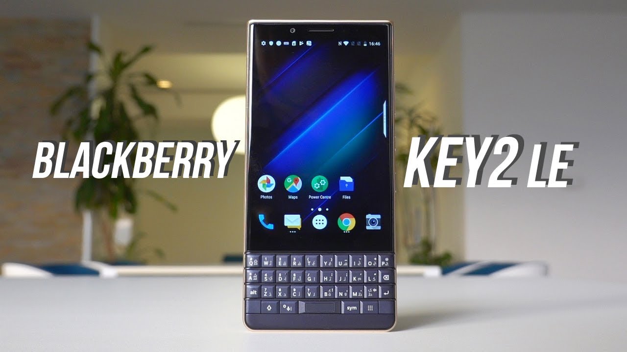 BlackBerry KEY2 Le: UNBOXING and REVIEW !!! - YouTube