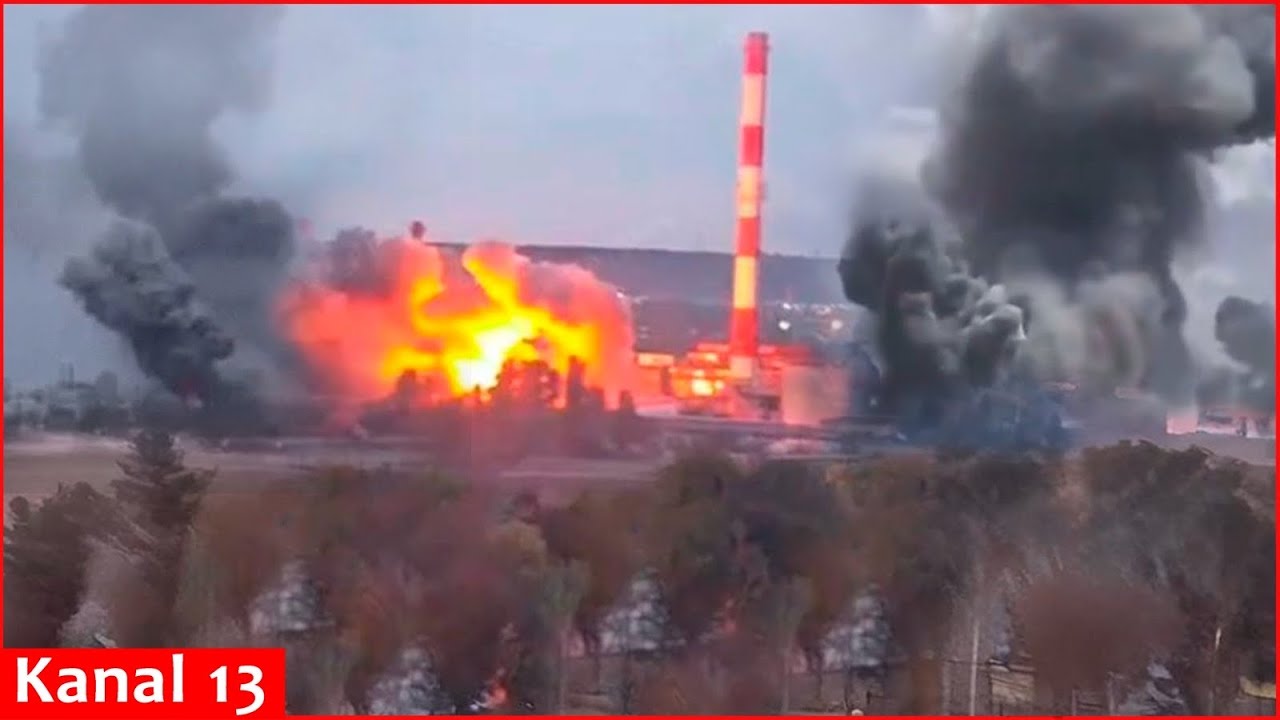 Moment of strike: Ukraine destroyed power plant in Belgorod with HIMARS ...